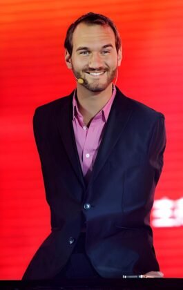 Nick Vujicic: Born Without Limbs, Living a Life Without Limits | The ...