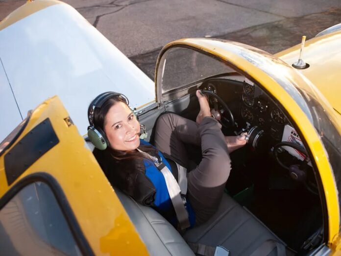 Soaring Beyond Limits: The Inspiring Story of Jessica Cox, the World’s ...